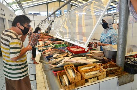 AplicaciÓn De Protocolos De Salud En El Mercado Antara Foto