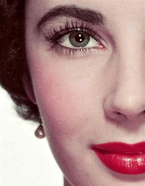 Elizabeth Taylor Elizabeth Taylor Beauty Violet Eyes
