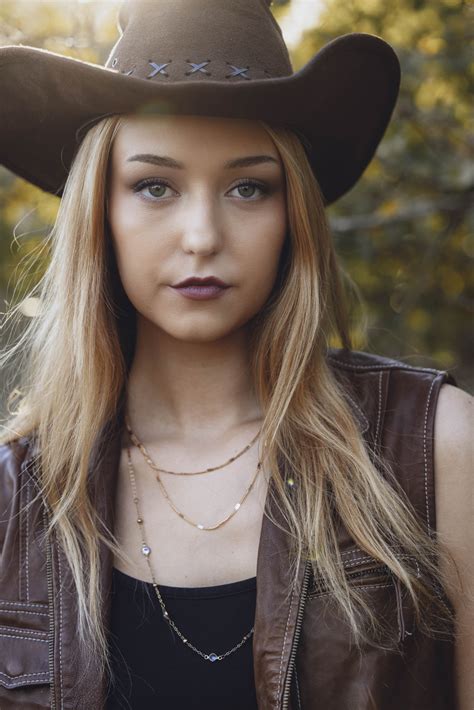 Joshjohnsonphotography Male Photographer Profile London Ontario Canada 7 Photos Model Mayhem