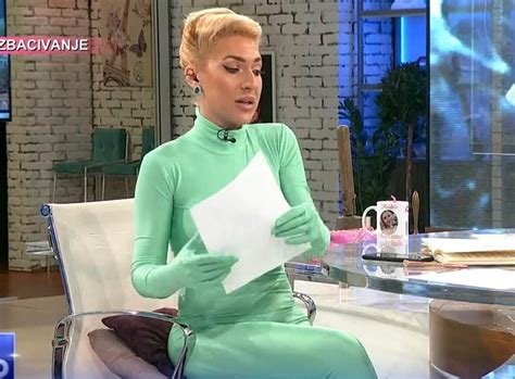 Momci Sta Je Vama Sve Red Flag Kod Devojaka Sa Nasih Prostora R