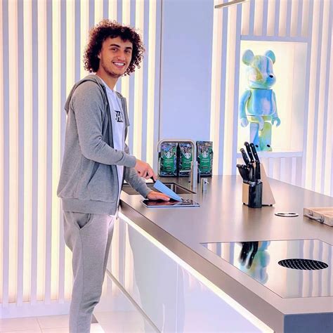 Kwebbelkop Age Height Net Worth Girlfriend Bio Facts Wiki