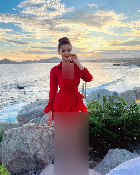 رفتار زننده دختر زیبای ایرانی در امریکا 4 عکس مه لقا جابری کنار دریا