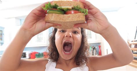 fáciles y deliciosos cuatro recetas de sándwiches para niños infobae