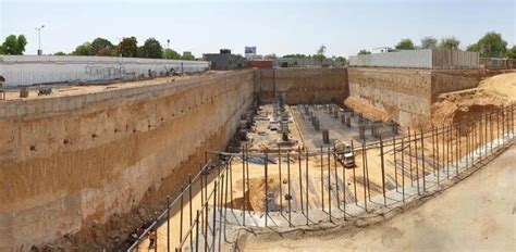 Using Bentonite Or Polymer Slurry To Build Reinforced Concrete