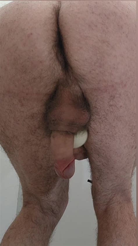 Poop and cum in public toilets ThisVid em inglês
