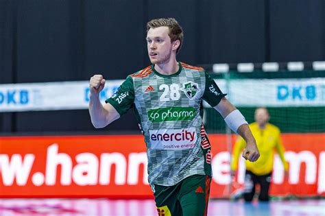 Die Recken Und Max Gerbl Verlängern Zusammenarbeit Die Recken Tsv