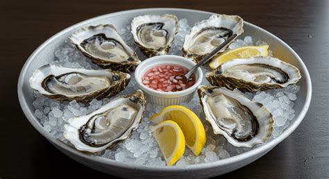 Jak Jeść Ostrygi Elegancko Bez Stresu I Z Pełnią Smaku Smakowypl