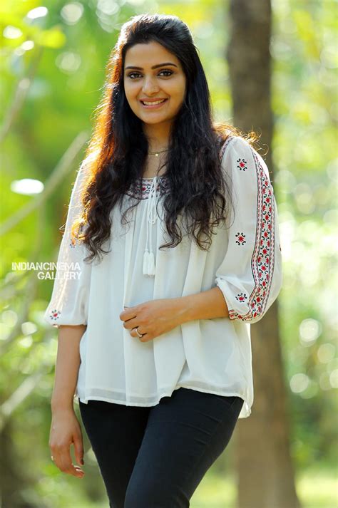 Divya Pillai Wallpapers Wallpaper Cave