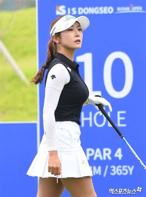 컷 통과 안소현 실력도 갖춘 필드 여신[엑s Hd화보] 여성 골프복 골프 옷 여신