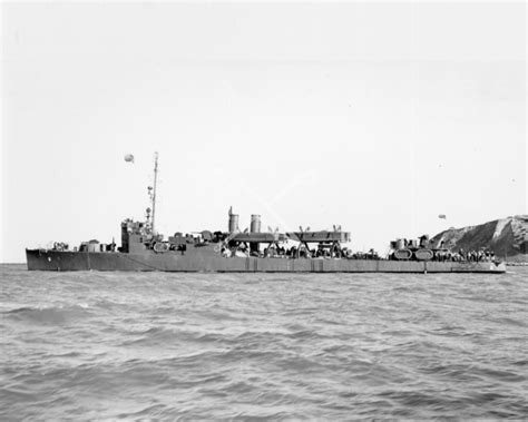 553154 Us Naval Institute Photo Archives