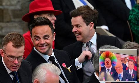 Ant And Dec Look Like Naughty Schoolboys Tv Stars Appear To Stifle