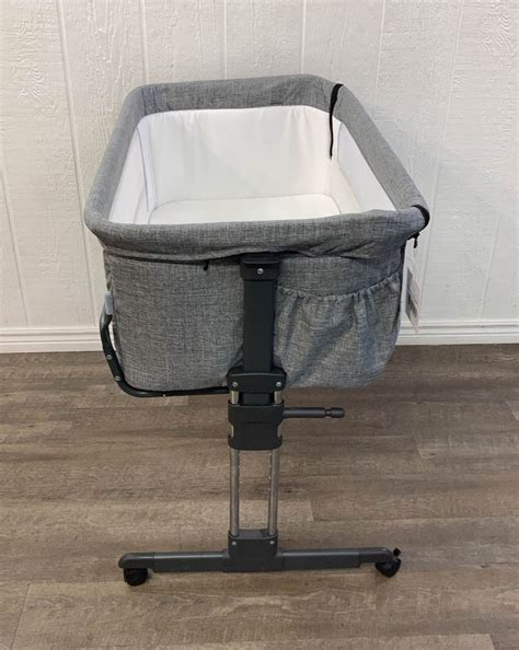 Mika Micky Bedside Sleeper — Goodbuy Gear