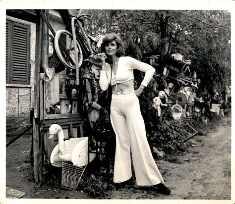 Br4 1972 Rare Original Photo Tina Louise Vintage Telephone Gorgeous