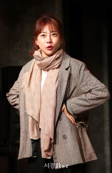 서예화 상큼한 비주얼 연극 메모리 인 드림 서울경제