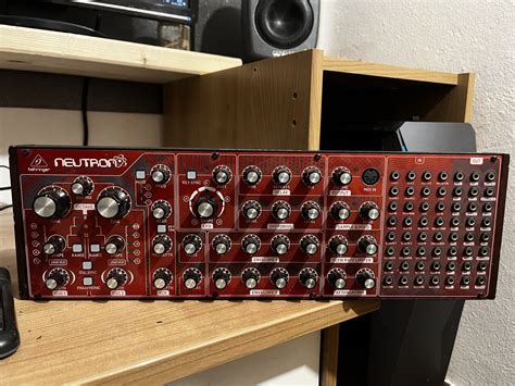 Behringer Neutron