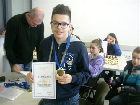 Zeničanin Dino Marković Položio Za Državnog šahovskog Sudiju Zenicablog