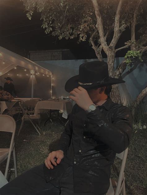 Pin De Levv🧿 En Pines Creados Por Ti En 2025 Vaqueros Guapos