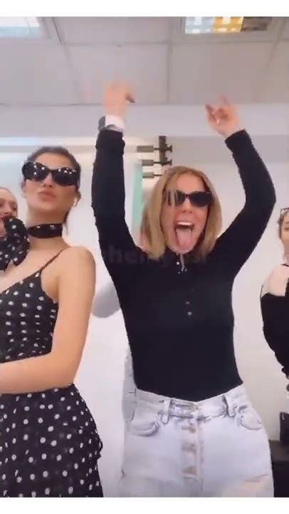 رقص مادر و دختراش با آهنگ ساسی رقص دختر ساسیمانکن Youtube