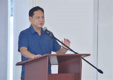 Defensor Recognizes Medias Role In Capitol Programs Projects