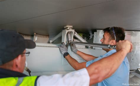 How Qantas Ferried An Engine On The Wing Of A 747 Flightradar24 Blog