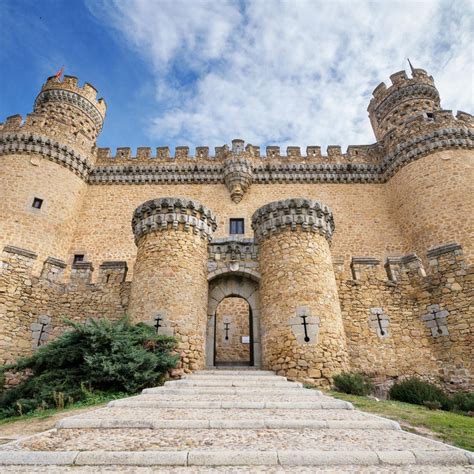 Manzanares El Real Un Pueblo Y Tres Castillos