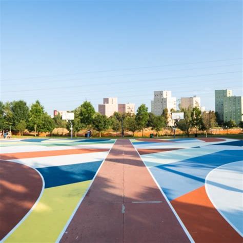 Tiny Satellite Non Riservato