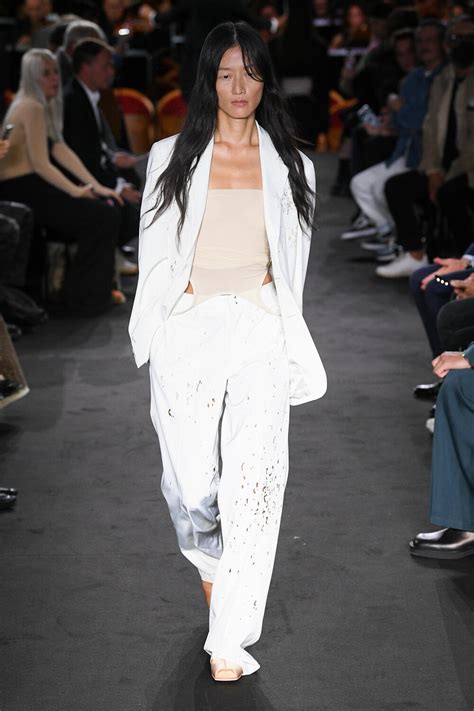 Mm6 Maison Margiela Spring 2023 Fashion Show The Impression