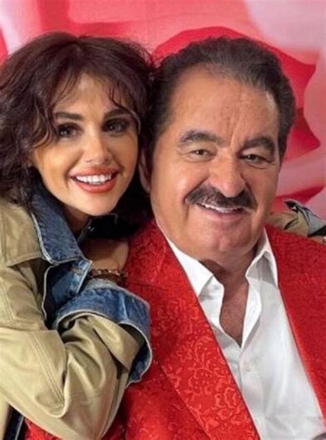 دختر 37 ساله ای که عاشقانه ابراهیم تاتلیسس را دوست دارد عکس ابراهیم در آغوش گونل