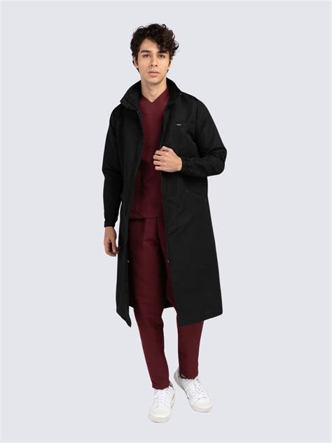 Essentials Scrub Plus