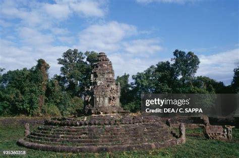 Angkor Era Photos And Premium High Res Pictures Getty Images