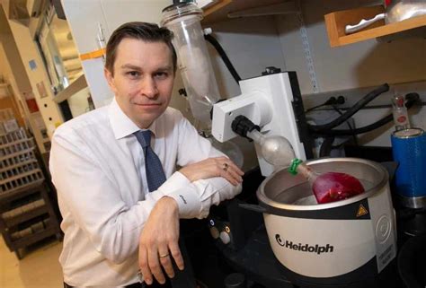 Dr David Sinclair καθηγητής του Χάρβαρντ Αυτά είναι τα συμπληρώματα διατροφής που νικούν τη