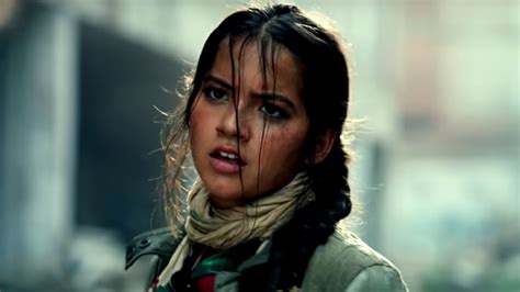 Isabela Merced Poltrona Nerd