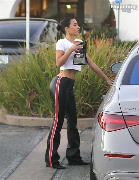Kim Kardashian Shows Off Her Sexy Body In Calabasas 15 Photos
