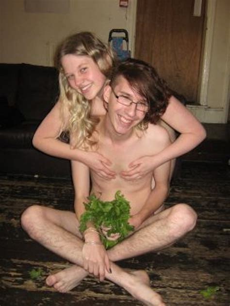 Naked Vegan Cooking Is A Thing Now