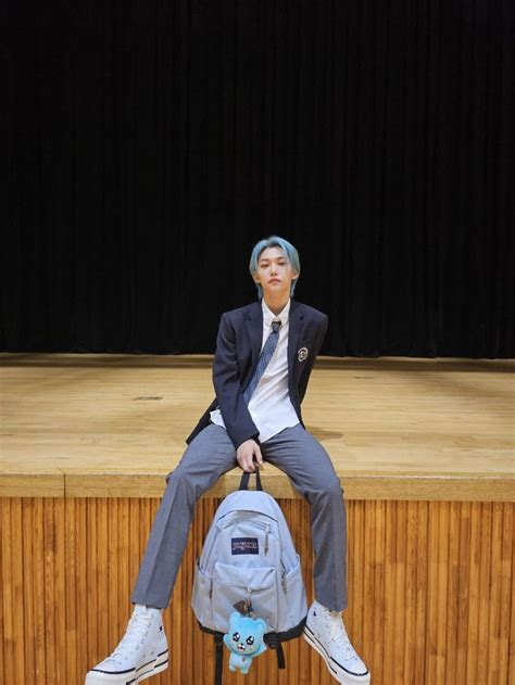 231101 🐥💭 Felix Bubble Celebridades Foto Felix