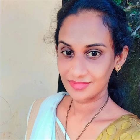 Rinu Rincy Dreamzzz Of Vibes • Threads Say More