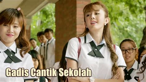 Gadis Cantik Sekolah | Terbaru Film Komedi Romantis | Subtitle Indonesia Full Movie HD - YouTube