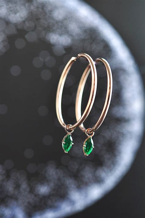 Minimalistička I Efektna Nova Kolekcija Brenda Sexy Plexy