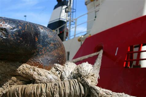 Rope Fasten A Big Ship Attach Ship Knot Photo Background And Picture