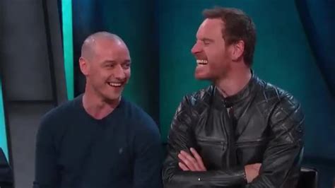 حتما ببینین توصیف نیکولاس هولت از سیلی خوردن توسط جیمز و شادی جیمز