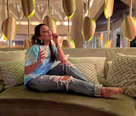 Image Of Janel Parrish