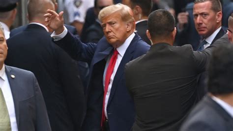 Former Usfl Owner Indicted On 34 Felony Counts Of Falsifying Business