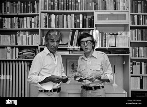 Der Schweizer Schauspieler Lukas Ammann Mit Fotograf Heinz Browers