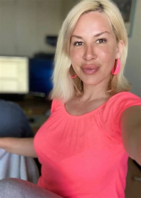 Erotic Phone And Cam Services Dhaka Locanto™ Personals In Dhaka