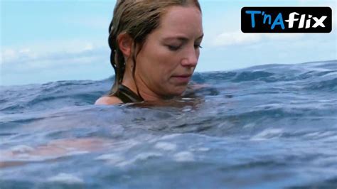 Perdita Weeks Bikini Scene In Magnum Pi Porn Videos