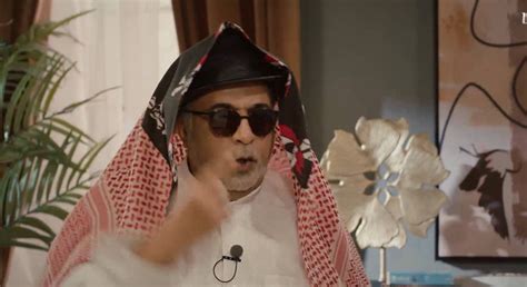 صحيفة المرصد شاهد تقليد مصمم الأزياء يحيى البشري في برنامج