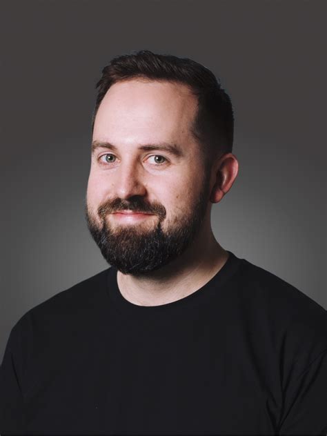 Dan Thomas — Digital Producer And Designer