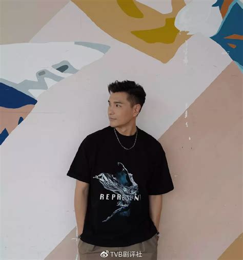 陈展鹏今年争做tvb视帝，听老婆话把票投给自己，获鲍起静支持