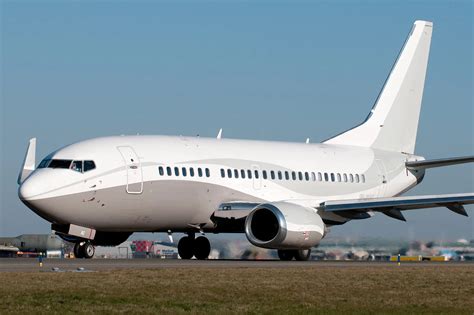 Boeing 737 500 Efficient And Comfortable Short Haul Jet Fliteline
