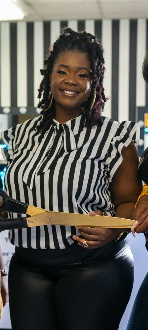 Meet Danielle Small Canvasrebel Magazine